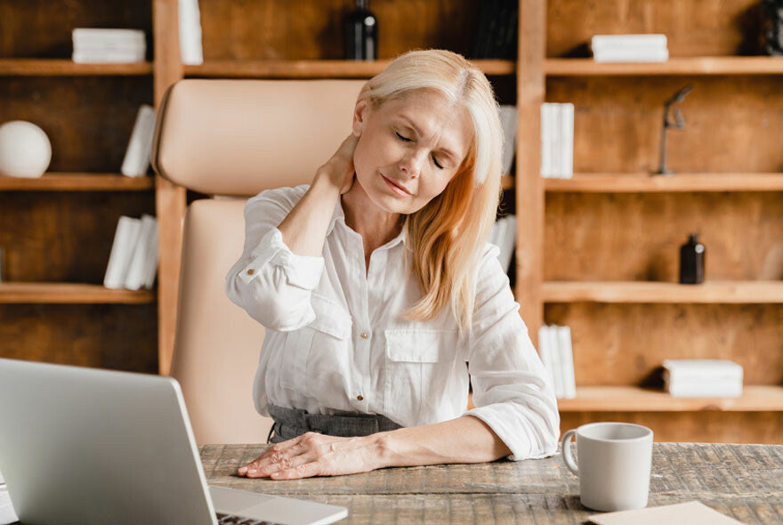 How to Correct Your Posture (The Right Way) – Copper Compression